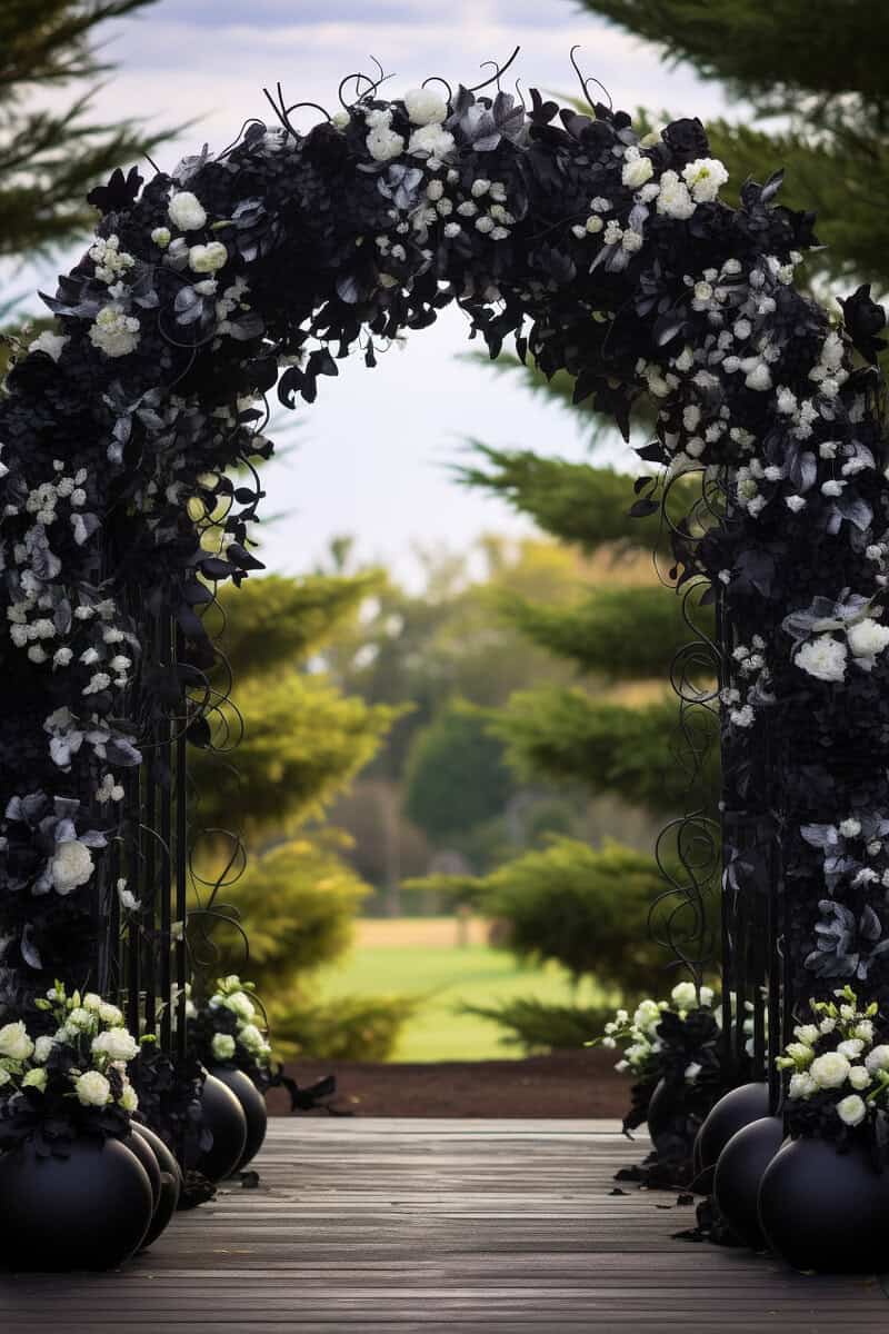 Black Wedding Ideas: Chic and Elegant Themes for Your Special Day - OMG ...